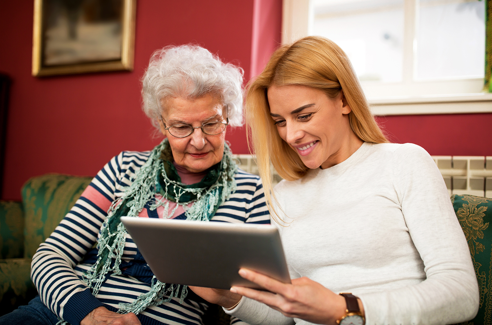 Seniors and digital skills: An essential guide - Autumna