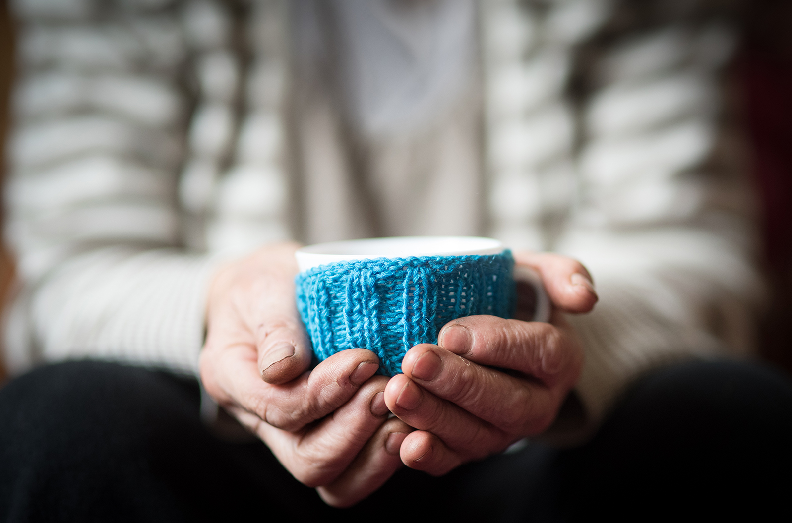 7 cold weather precautions to keep warm during winter - Autumna