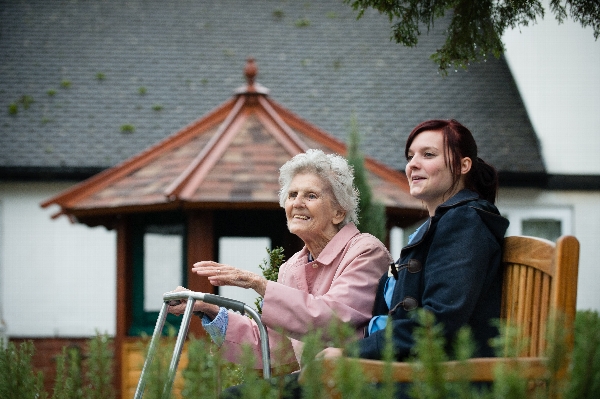 The Knowles | Care Home | Coventry, CV4 9GN