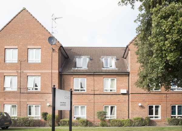 Link House Care & Nursing Home | Care Home | SW20 9BA