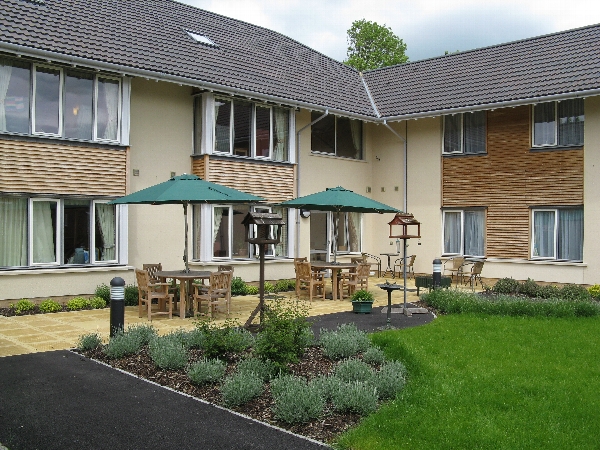 Ashfield House - Raunds | Care Home | Wellingborough, NN9 6DX