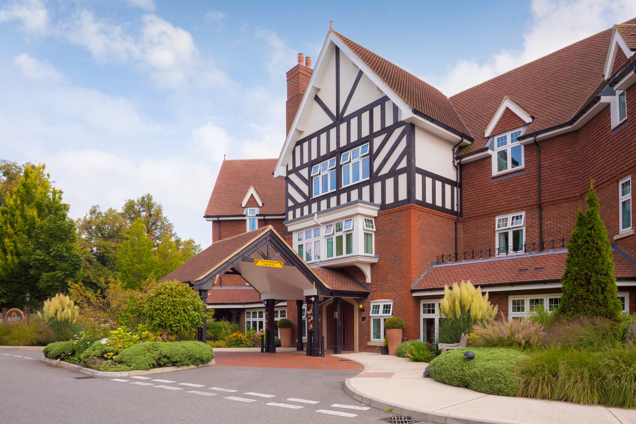 Bagshot Gardens Care Home | Care Home | Bagshot, GU19 5HN