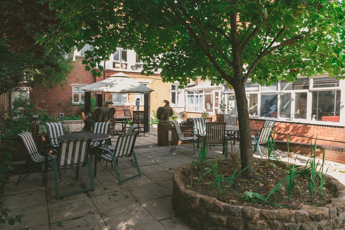 Bromson Hill Care Home | Care Home | Warwick, CV35 9AD