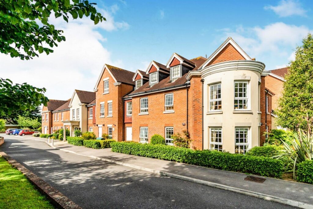 Claridge House | Retirement Living | Littlehampton, BN17 5FE