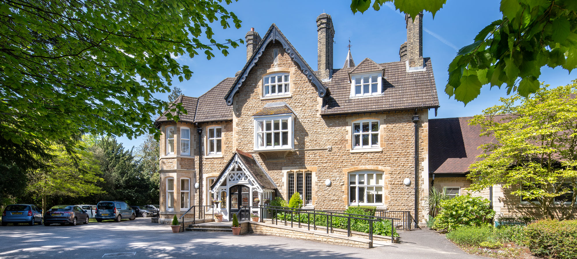 Eversfield | Care Home | Reigate, RH2 0QR