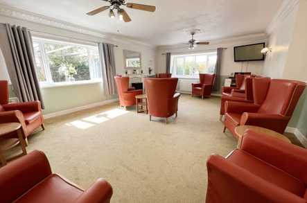 Field View Care Home | Care Home | Barnsley, S75 6BN