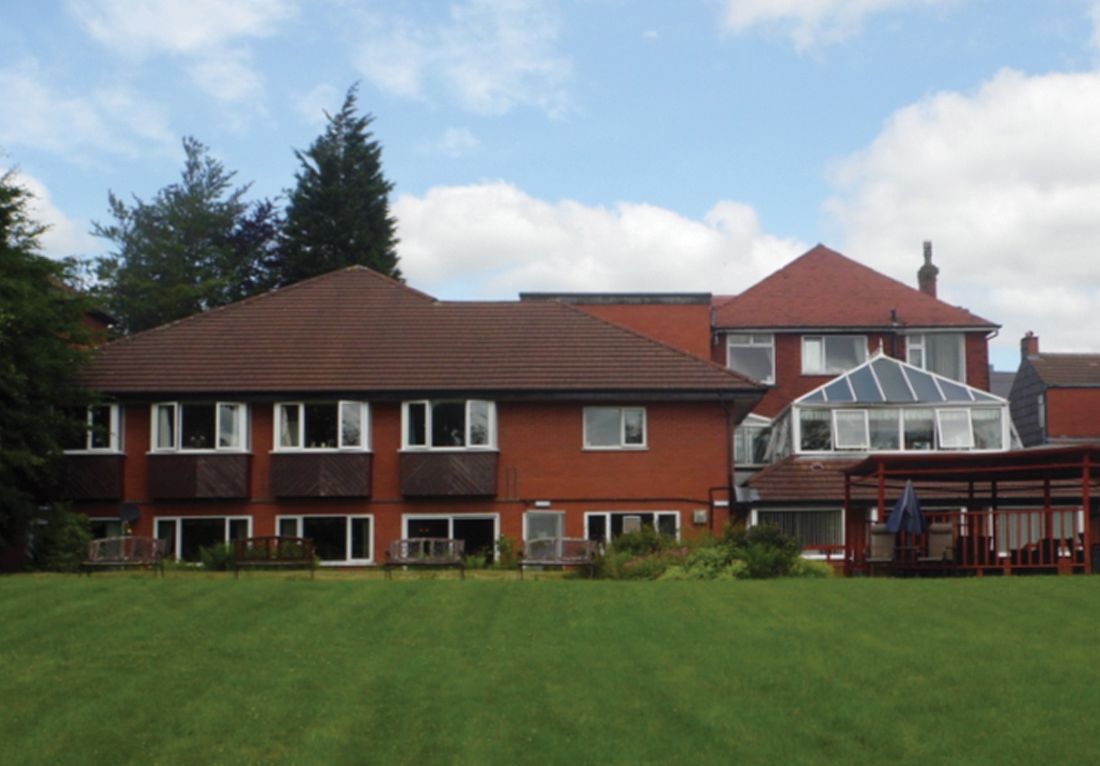 Glenbank Care Home | Care Home | Bolton, BL1 5SL