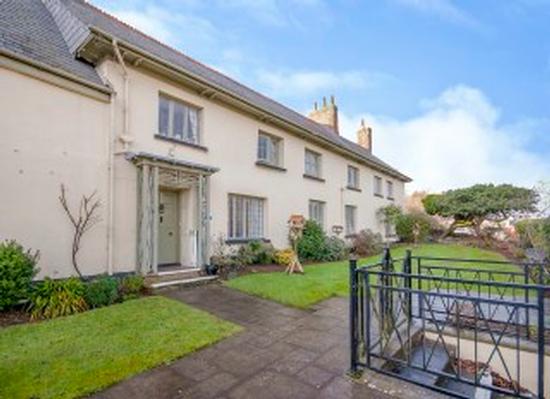 Hill House Nursing Home | Care Home | Brixham, TQ5 0DT