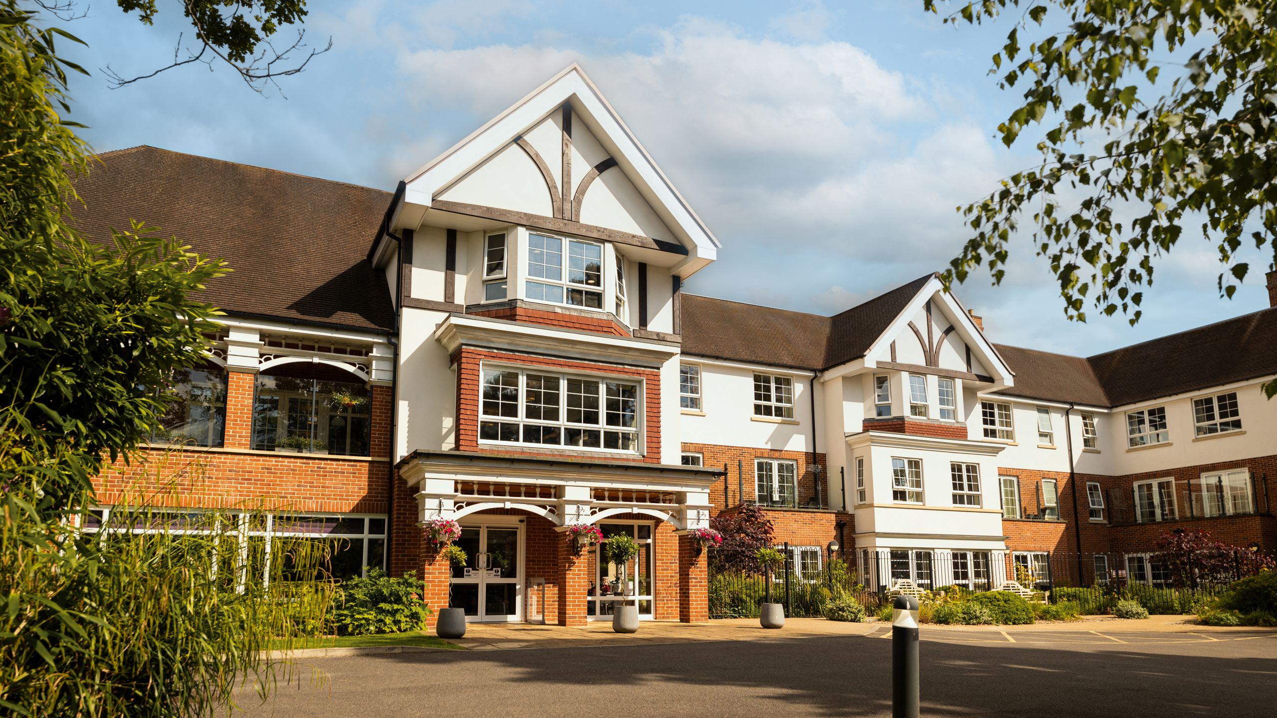 Kingsclear | Care Home | Camberley, GU15 2LN