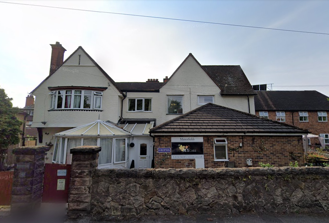 Manorfields Residential Care Home | Care Home | Derby, DE23 6BW