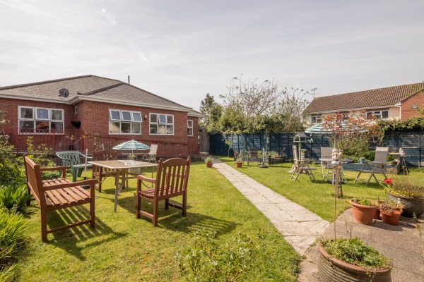 Milton Lodge Retirement Home. | Care Home | Colchester, CO4 0ES