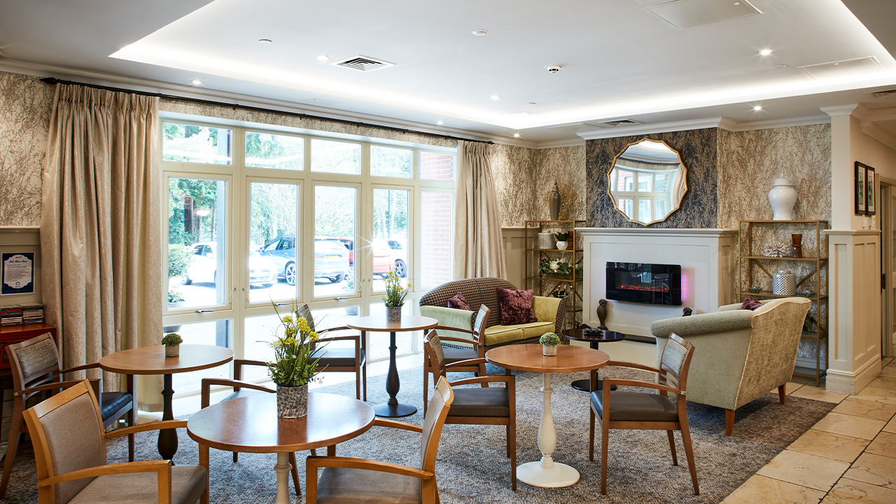 Rosebery Manor Care Home | Care Home | Epsom, KT18 5XA
