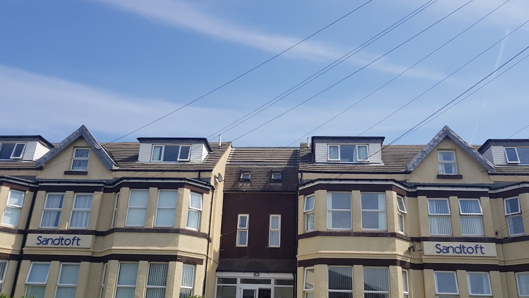 Sandtoft Care Home | Care Home | Wirral, CH47 2BA