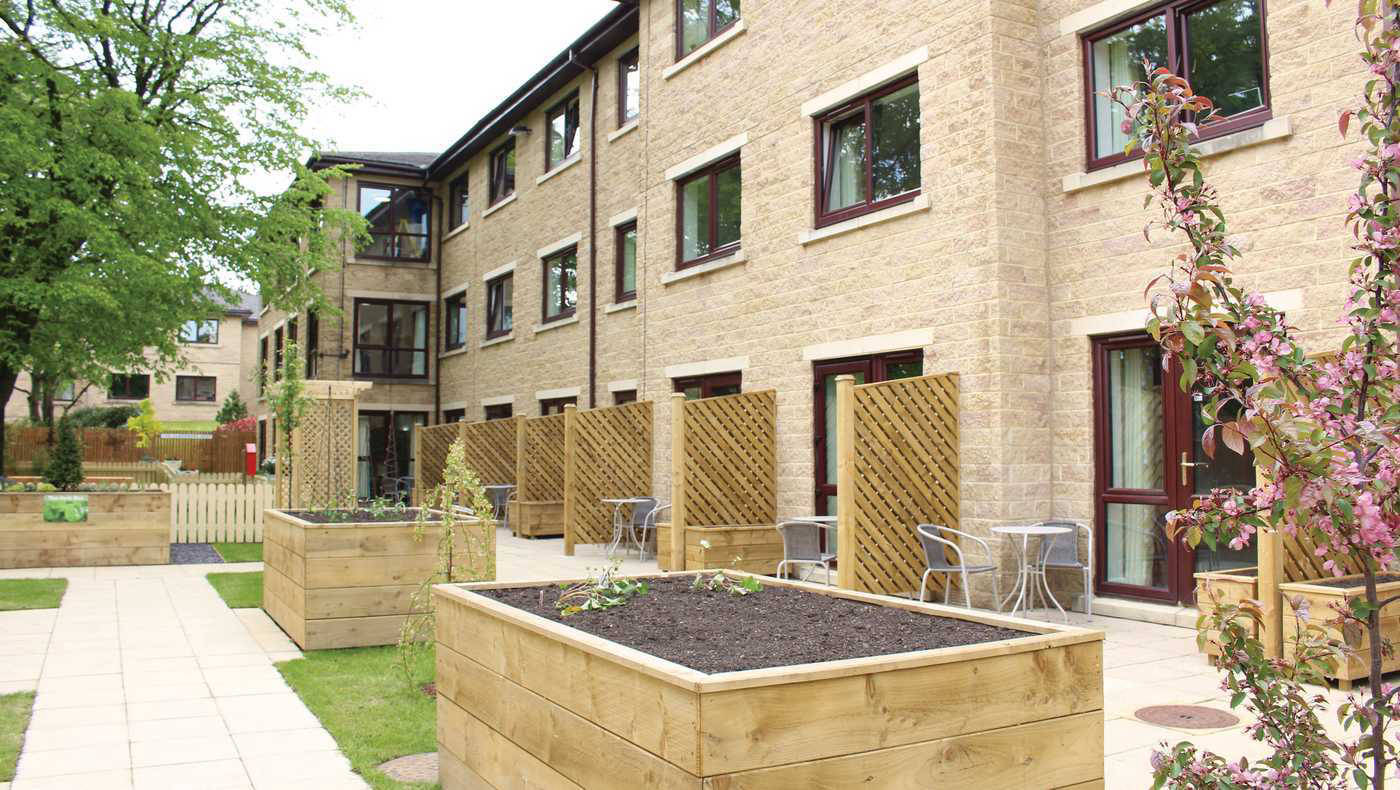 Springfield House | Care Home | Bradford, BD6 2UB