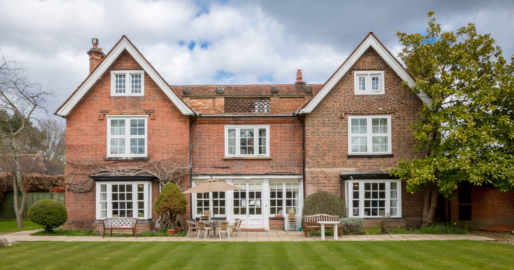 Tithe Farm Nursing Home | Care Home | Stoke Poges, SL2 4PJ