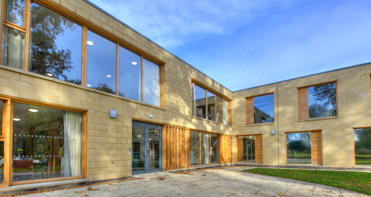 The Lakes | Care Home | Towcester, NN12 8QA