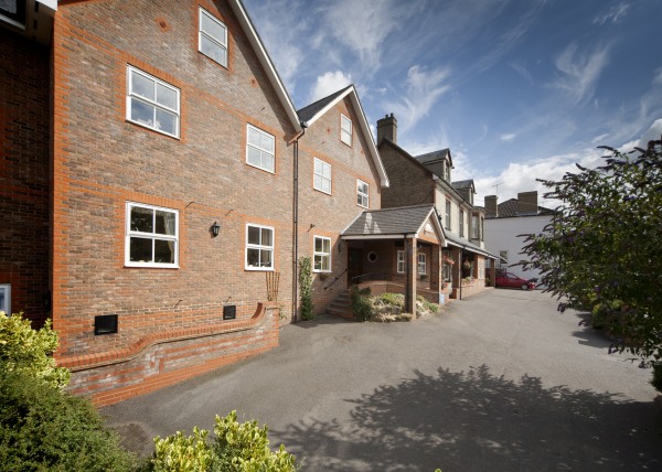 The Lodge Care Home | Care Home | Hemel Hempstead, HP2 5BW