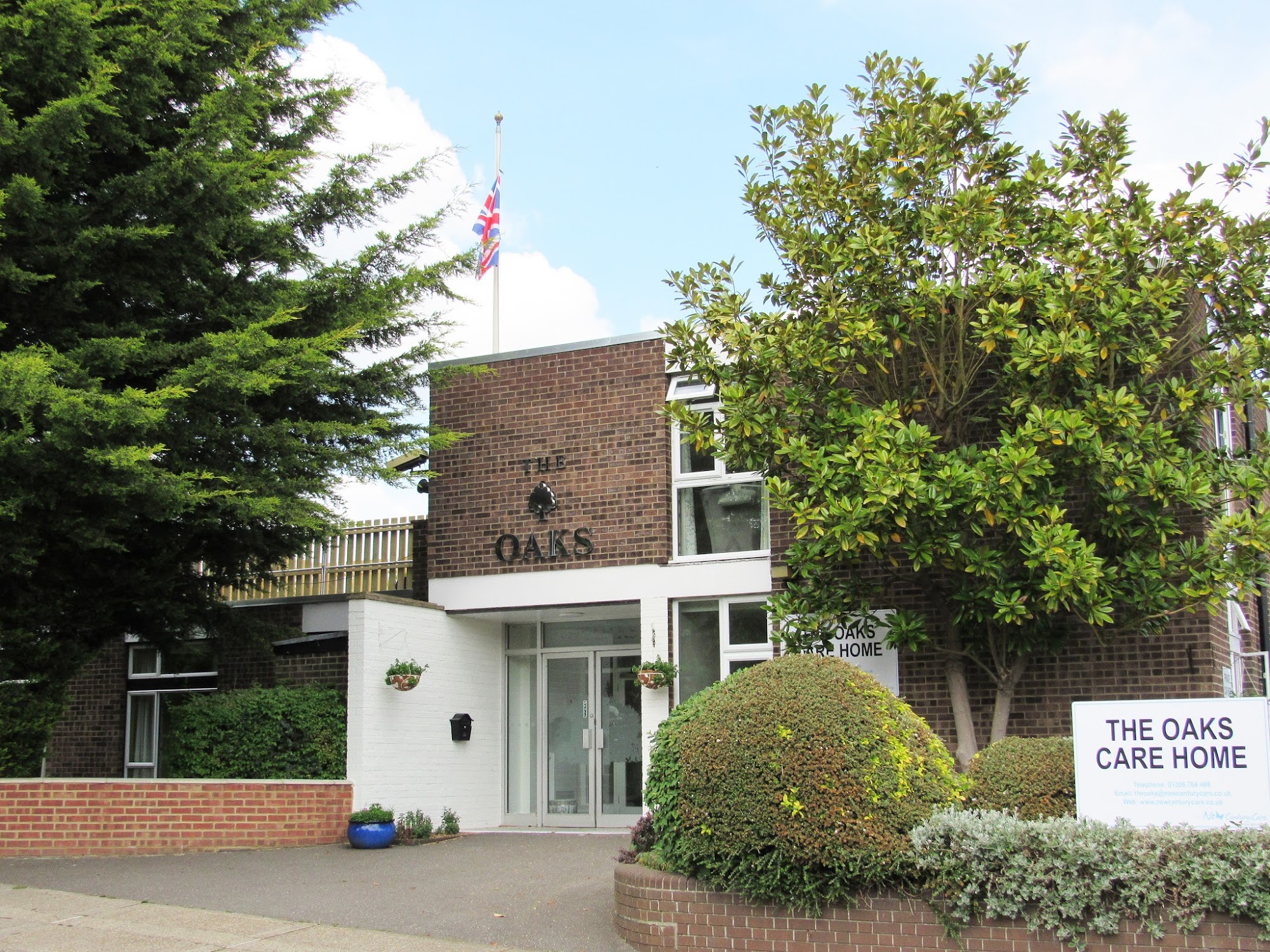 The Oaks Care Home | Care Home | Colchester, CO3 3PR