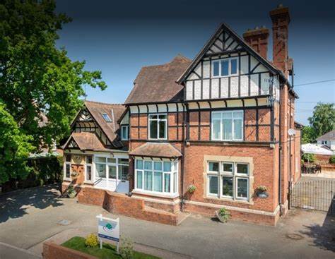 The Willows Care Home | Care Home | Worcester, WR3 7AF