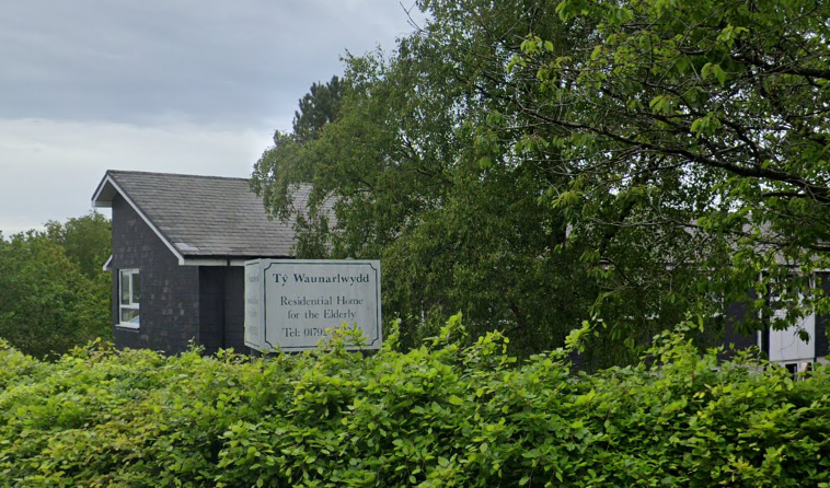 TY Waunarlwydd | Care Home | Swansea, SA5 4SN