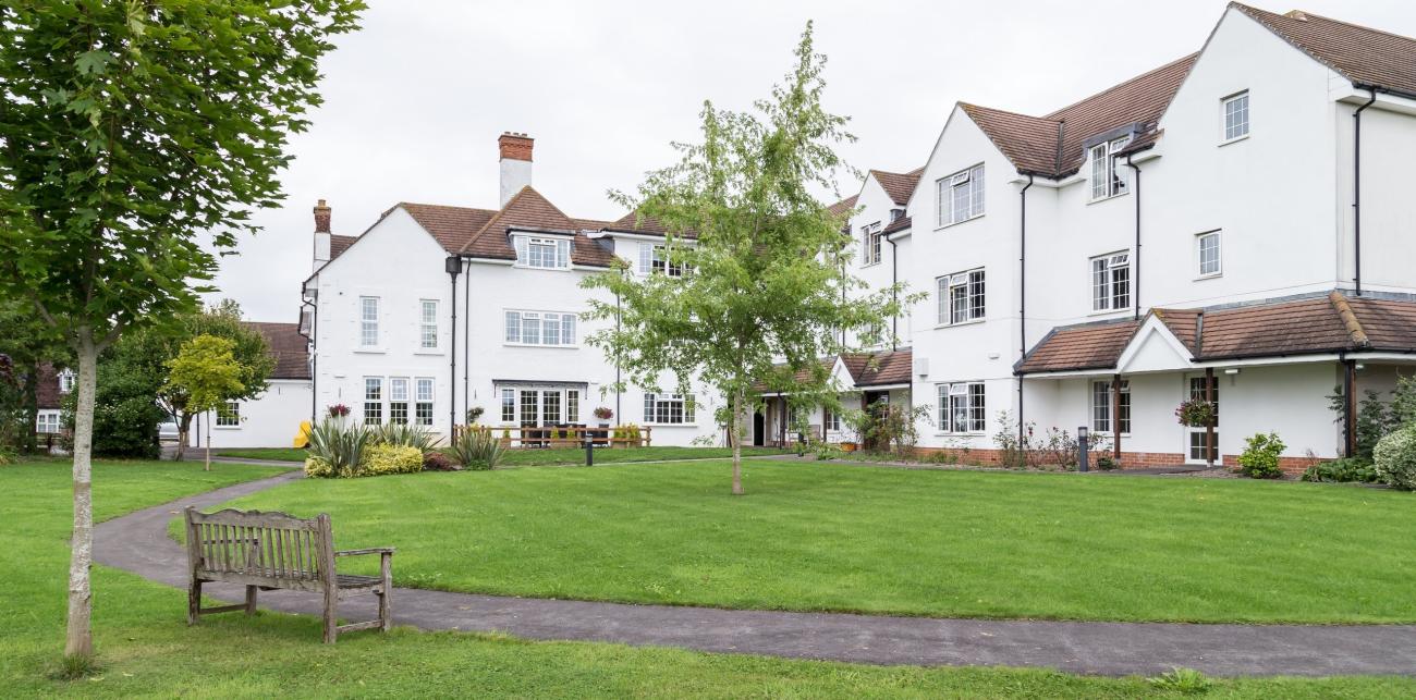 The White Lodge | Care Home | Swindon, SN5 0AD