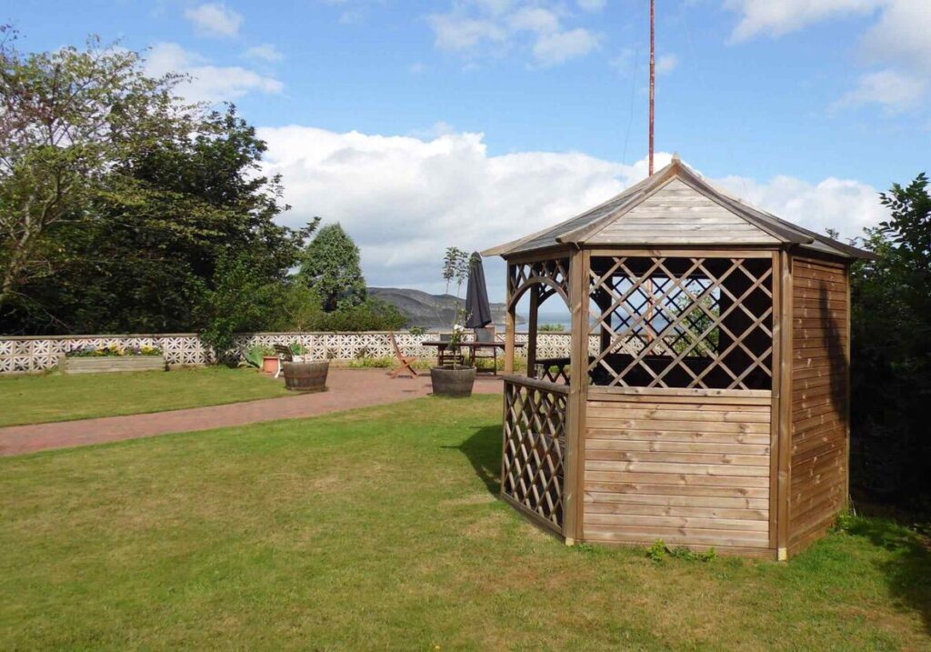 Eryl Fryn | Care Home | Llandudno, LL30 3BA
