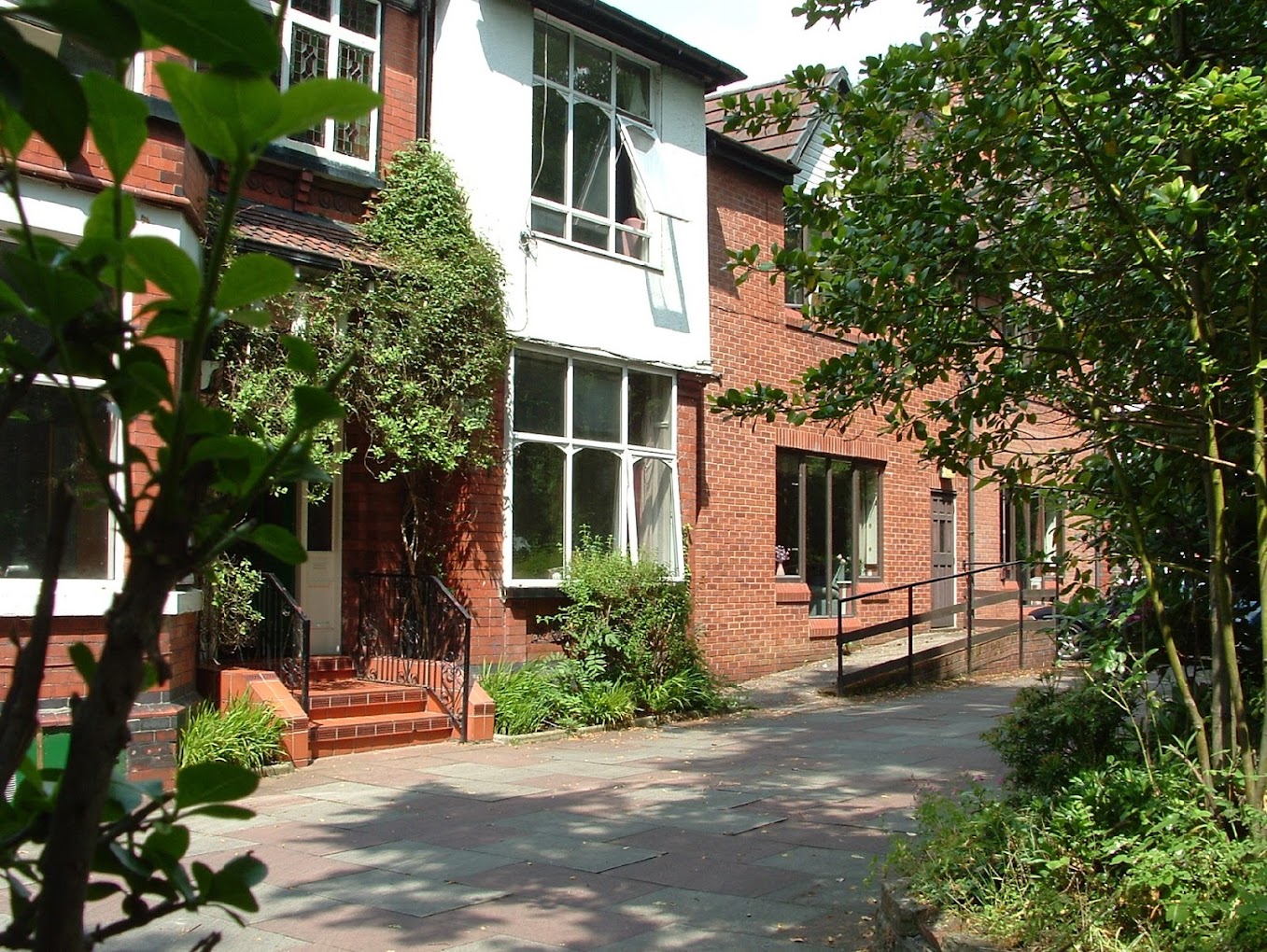 Holmfield Residential Care Home | Care Home | Manchester, M20 2XF